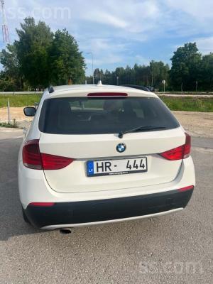 Balts BMW X1 2009 Rīga, ar dzinēja tilpumu 2.00 L un nobraukumu 320 tūkst. km par 7300 €, foto 3 vietnē AUTOMOTO.COM.LV