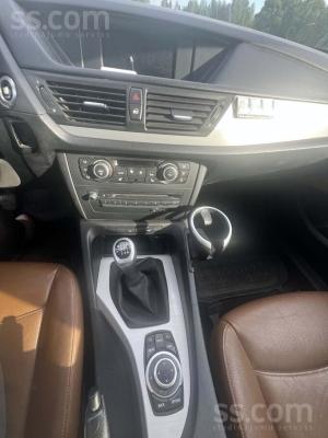 Balts BMW X1 2009 Rīga, ar dzinēja tilpumu 2.00 L un nobraukumu 320 tūkst. km par 7300 €, foto 7 vietnē AUTOMOTO.COM.LV