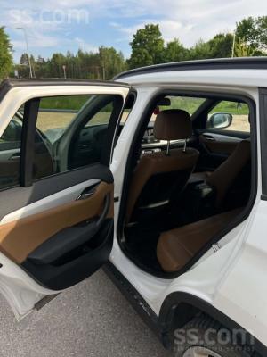 Balts BMW X1 2009 Rīga, ar dzinēja tilpumu 2.00 L un nobraukumu 320 tūkst. km par 7300 €, foto 8 vietnē AUTOMOTO.COM.LV