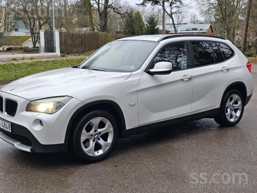 Balts BMW X1 2010 Rīga, ar dzinēja tilpumu 2.00 L un nobraukumu 209 tūkst. km par 8500 €, foto 3 vietnē AUTOMOTO.COM.LV