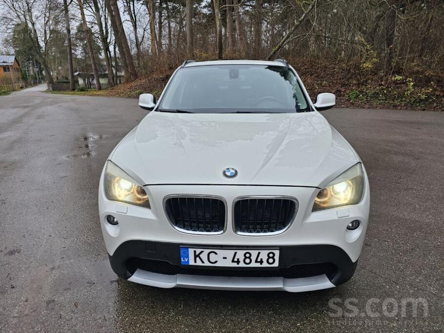 Balts BMW X1 2010 Rīga, ar dzinēja tilpumu 2.00 L un nobraukumu 209 tūkst. km par 8500 €, foto 11 vietnē AUTOMOTO.COM.LV