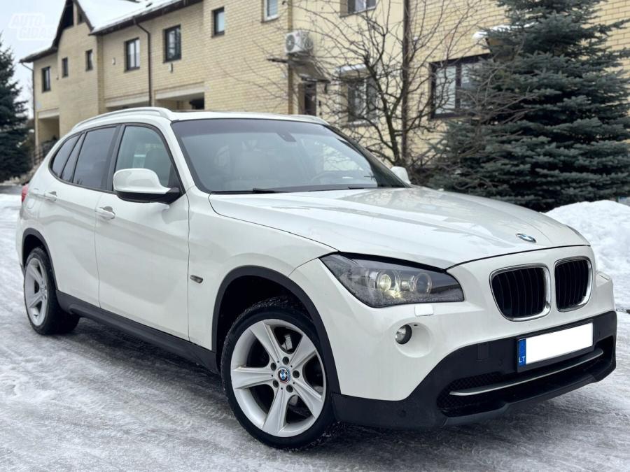 Balts BMW X1 2010 Kauņa, ar dzinēja tilpumu 2.00 L un nobraukumu 300 tūkst. km par 6500 €, foto 2 vietnē AUTOMOTO.COM.LV