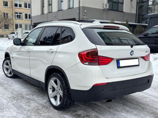 Balts BMW X1 2010 Kauņa, ar dzinēja tilpumu 2.00 L un nobraukumu 300 tūkst. km par 6500 €, foto 3 vietnē AUTOMOTO.COM.LV