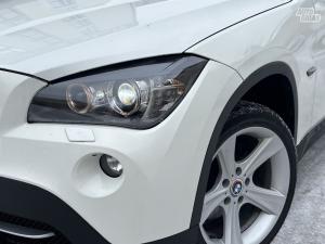 Balts BMW X1 2010 Kauņa, ar dzinēja tilpumu 2.00 L un nobraukumu 300 tūkst. km par 6500 €, foto 6 vietnē AUTOMOTO.COM.LV