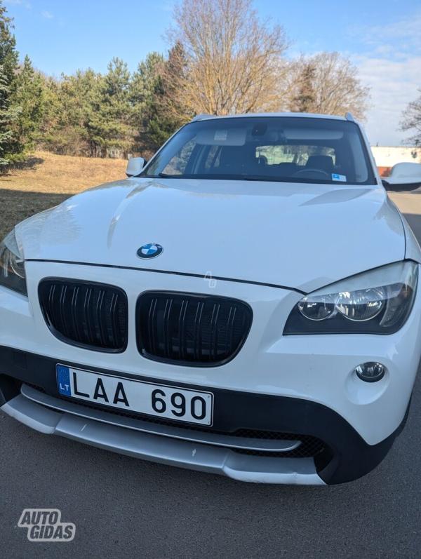 Balts BMW X1 2010 Alīta, ar dzinēja tilpumu 2.00 L un nobraukumu 321 tūkst. km par 5200 €, foto 8 vietnē AUTOMOTO.COM.LV
