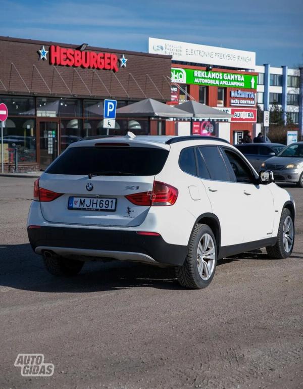 Balts BMW X1 2010 Klaipėda, ar dzinēja tilpumu 2.00 L un nobraukumu 278 tūkst. km par 7000 €, foto 4 vietnē AUTOMOTO.COM.LV