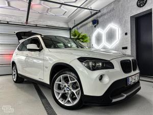White BMW X1 2010 in Kaunas, with an engine capacity of 2.00 L and mileage of 221 thousand km for 6950 €, photo 5 on AUTOMOTO.COM.LV