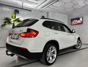 White BMW X1 2010 in Kaunas, with an engine capacity of 2.00 L and mileage of 221 thousand km for 6950 €, photo 6 on AUTOMOTO.COM.LV
