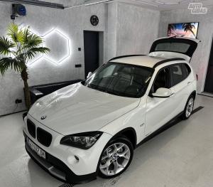 Balts BMW X1 2010 Kauņa, ar dzinēja tilpumu 2.00 L un nobraukumu 221 tūkst. km par 6950 €, foto 16 vietnē AUTOMOTO.COM.LV