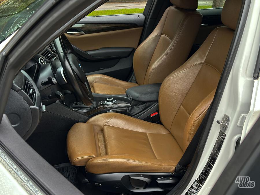 Balts BMW X1 2010 Kauņa, ar dzinēja tilpumu 2.00 L un nobraukumu 221 tūkst. km par 6950 €, foto 29 vietnē AUTOMOTO.COM.LV