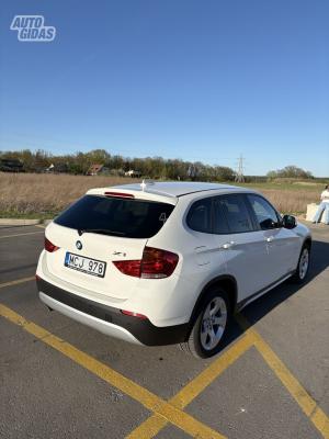White BMW X1 2010 in Kaunas, with an engine capacity of 2.00 L and mileage of 247 thousand km for 7000 €, photo 8 on AUTOMOTO.COM.LV
