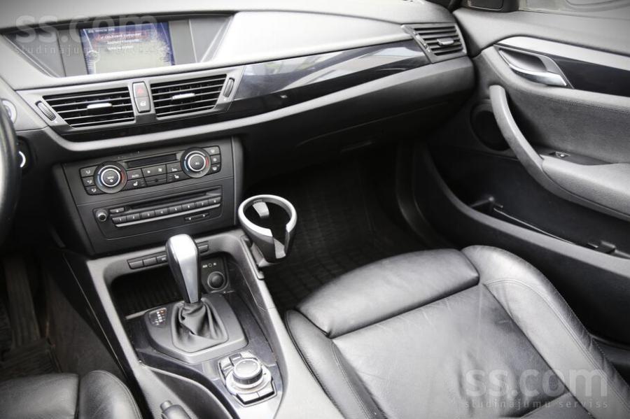Balts BMW X1 2010 Rīga, ar dzinēja tilpumu 2.00 L un nobraukumu 339 tūkst. km par 5995 €, foto 9 vietnē AUTOMOTO.COM.LV