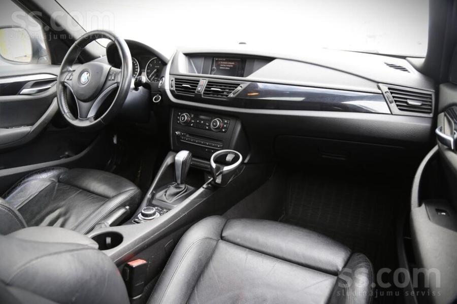 Balts BMW X1 2010 Rīga, ar dzinēja tilpumu 2.00 L un nobraukumu 339 tūkst. km par 5995 €, foto 10 vietnē AUTOMOTO.COM.LV
