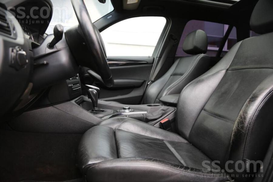 Balts BMW X1 2010 Rīga, ar dzinēja tilpumu 2.00 L un nobraukumu 339 tūkst. km par 5995 €, foto 12 vietnē AUTOMOTO.COM.LV