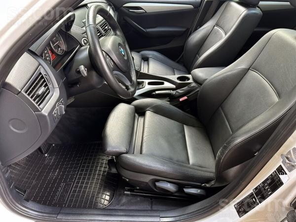 White BMW X1 2010 in Riga, with an engine capacity of 2.00 L and mileage of 284 thousand km for 6900 €, photo 9 on AUTOMOTO.COM.LV
