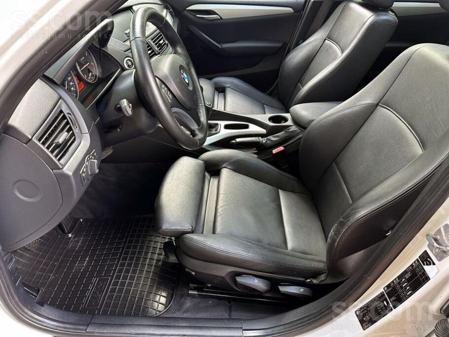 Balts BMW X1 2010 Rīga, ar dzinēja tilpumu 2.00 L un nobraukumu 284 tūkst. km par 6900 €, foto 10 vietnē AUTOMOTO.COM.LV