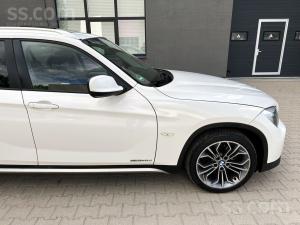 Balts BMW X1 2010 Rīga, ar dzinēja tilpumu 2.00 L un nobraukumu 284 tūkst. km par 6900 €, foto 30 vietnē AUTOMOTO.COM.LV