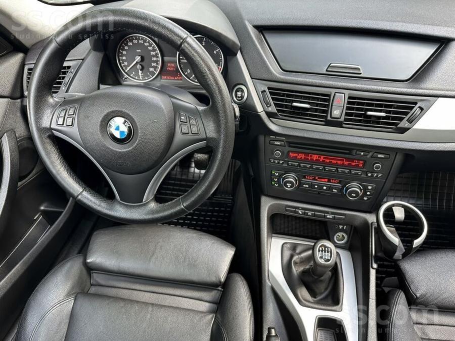 Balts BMW X1 2010 Rīga, ar dzinēja tilpumu 2.00 L un nobraukumu 280 tūkst. km par 6500 €, foto 13 vietnē AUTOMOTO.COM.LV