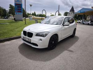 Balts BMW X1 2010 Šauļi, ar dzinēja tilpumu 2.00 L un nobraukumu 385 tūkst. km par 8000 €, foto 4 vietnē AUTOMOTO.COM.LV