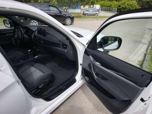 Balts BMW X1 2010 Šauļi, ar dzinēja tilpumu 2.00 L un nobraukumu 385 tūkst. km par 8000 €, foto 12 vietnē AUTOMOTO.COM.LV