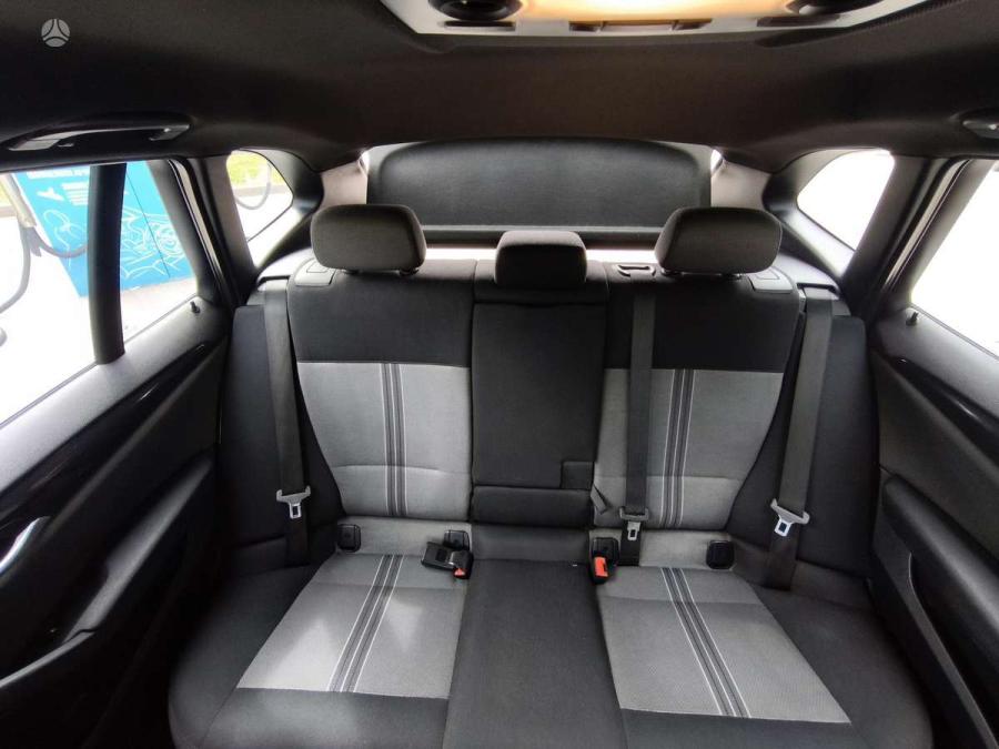 Balts BMW X1 2010 Šauļi, ar dzinēja tilpumu 2.00 L un nobraukumu 385 tūkst. km par 8000 €, foto 17 vietnē AUTOMOTO.COM.LV
