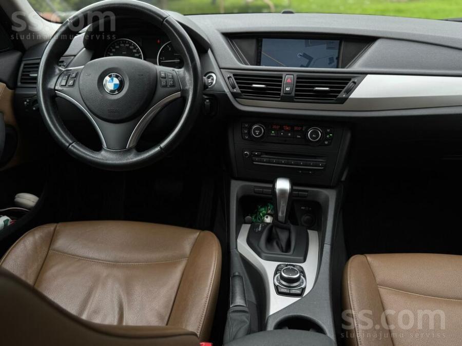 White BMW X1 2010 in Jelgava, with an engine capacity of 1.90 L and mileage of 260 thousand km for 8950 €, photo 9 on AUTOMOTO.COM.LV