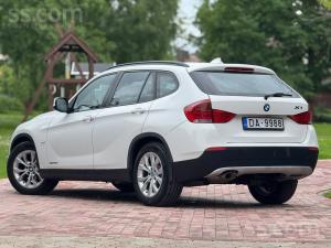 White BMW X1 2010 in Jelgava, with an engine capacity of 1.90 L and mileage of 260 thousand km for 8950 €, photo 11 on AUTOMOTO.COM.LV