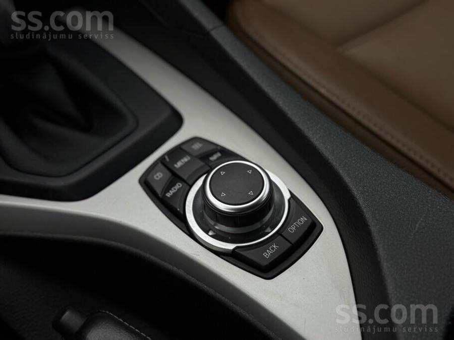 White BMW X1 2010 in Jelgava, with an engine capacity of 1.90 L and mileage of 260 thousand km for 8950 €, photo 17 on AUTOMOTO.COM.LV
