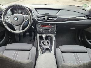 Balts BMW X1 2010 Jēkabpils, ar dzinēja tilpumu 2.00 L un nobraukumu 221 tūkst. km par 6990 €, foto 34 vietnē AUTOMOTO.COM.LV