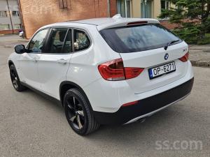 Balts BMW X1 2010 Jēkabpils, ar dzinēja tilpumu 2.00 L un nobraukumu 221 tūkst. km par 6990 €, foto 13 vietnē AUTOMOTO.COM.LV