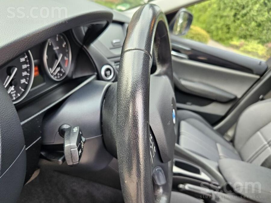 Balts BMW X1 2010 Jēkabpils, ar dzinēja tilpumu 2.00 L un nobraukumu 221 tūkst. km par 6990 €, foto 21 vietnē AUTOMOTO.COM.LV