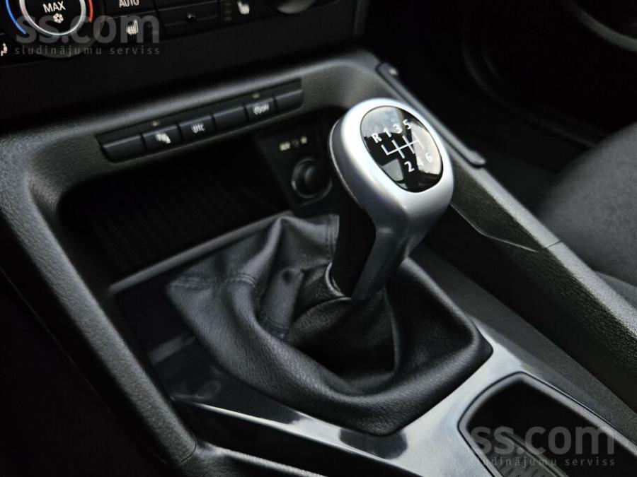 Balts BMW X1 2010 Jēkabpils, ar dzinēja tilpumu 2.00 L un nobraukumu 221 tūkst. km par 6990 €, foto 54 vietnē AUTOMOTO.COM.LV