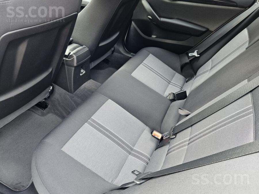 Balts BMW X1 2010 Jēkabpils, ar dzinēja tilpumu 2.00 L un nobraukumu 221 tūkst. km par 6990 €, foto 23 vietnē AUTOMOTO.COM.LV
