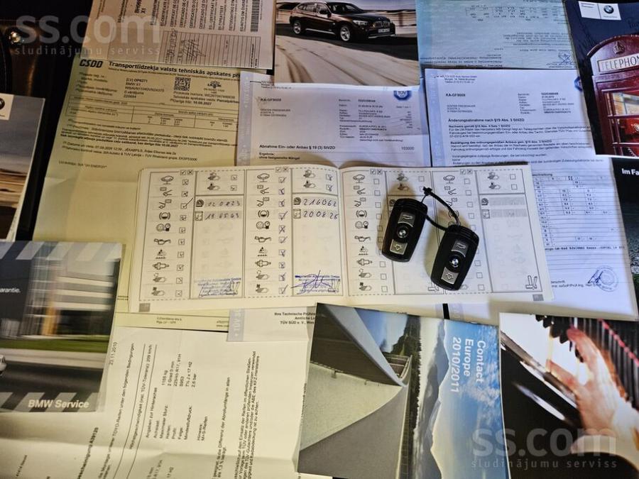 Balts BMW X1 2010 Jēkabpils, ar dzinēja tilpumu 2.00 L un nobraukumu 221 tūkst. km par 6990 €, foto 60 vietnē AUTOMOTO.COM.LV