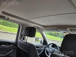 Balts BMW X1 2010 Jēkabpils, ar dzinēja tilpumu 2.00 L un nobraukumu 221 tūkst. km par 6990 €, foto 37 vietnē AUTOMOTO.COM.LV