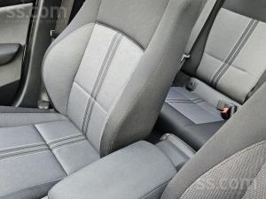 Balts BMW X1 2010 Jēkabpils, ar dzinēja tilpumu 2.00 L un nobraukumu 221 tūkst. km par 6990 €, foto 53 vietnē AUTOMOTO.COM.LV