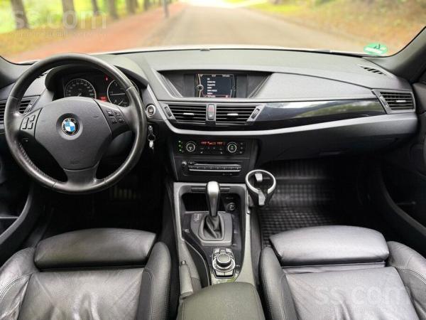 White BMW X1 2010 in Bauska, with an engine capacity of 2.00 L and mileage of 262 thousand km for 6650 €, photo 6 on AUTOMOTO.COM.LV