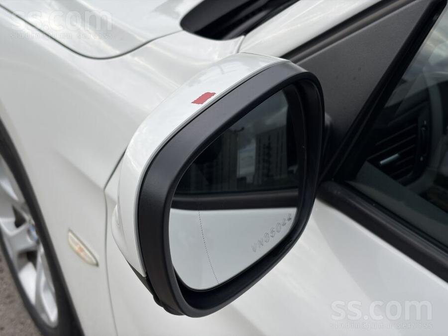 White BMW X1 2010 in Riga, with an engine capacity of 2.00 L and mileage of 182 thousand km for 6999 €, photo 33 on AUTOMOTO.COM.LV
