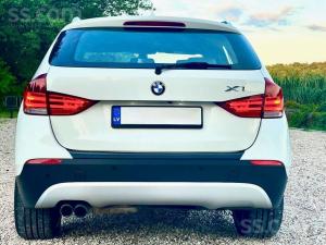 Balts BMW X1 2010 Jūrmala, ar dzinēja tilpumu 3.00 L un nobraukumu 195 tūkst. km par 8500 €, foto 5 vietnē AUTOMOTO.COM.LV