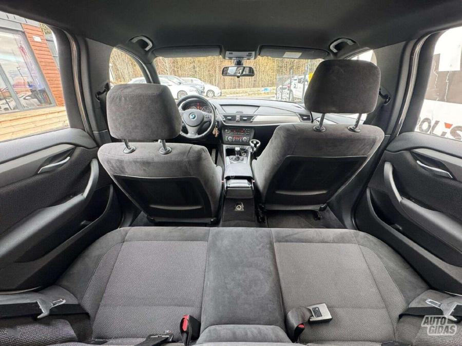 Balts BMW X1 2011 Aukštieji Rusokai, ar dzinēja tilpumu 2.00 L un nobraukumu 280 tūkst. km par 9800 €, foto 14 vietnē AUTOMOTO.COM.LV