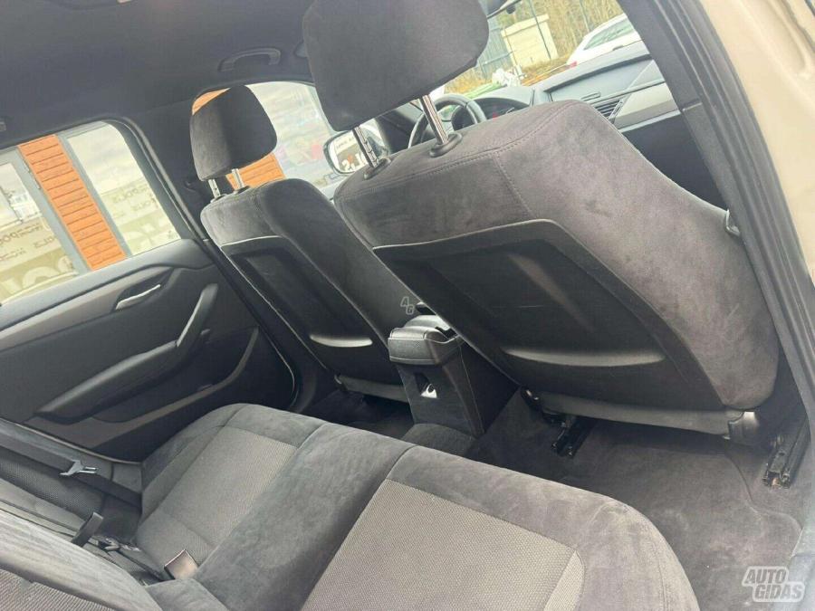 Balts BMW X1 2011 Aukštieji Rusokai, ar dzinēja tilpumu 2.00 L un nobraukumu 280 tūkst. km par 9800 €, foto 18 vietnē AUTOMOTO.COM.LV