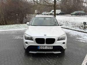 Balts BMW X1 2011 Viļņa, ar dzinēja tilpumu 2.00 L un nobraukumu 265 tūkst. km par 6750 €, foto 2 vietnē AUTOMOTO.COM.LV