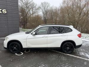 Balts BMW X1 2011 Viļņa, ar dzinēja tilpumu 2.00 L un nobraukumu 265 tūkst. km par 6750 €, foto 9 vietnē AUTOMOTO.COM.LV
