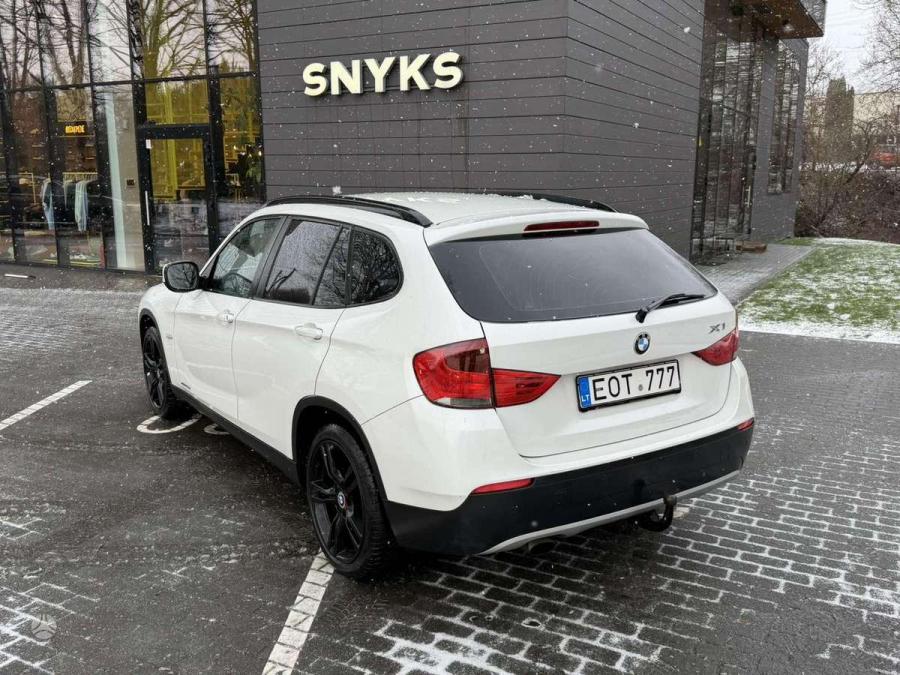 Balts BMW X1 2011 Viļņa, ar dzinēja tilpumu 2.00 L un nobraukumu 265 tūkst. km par 6750 €, foto 10 vietnē AUTOMOTO.COM.LV