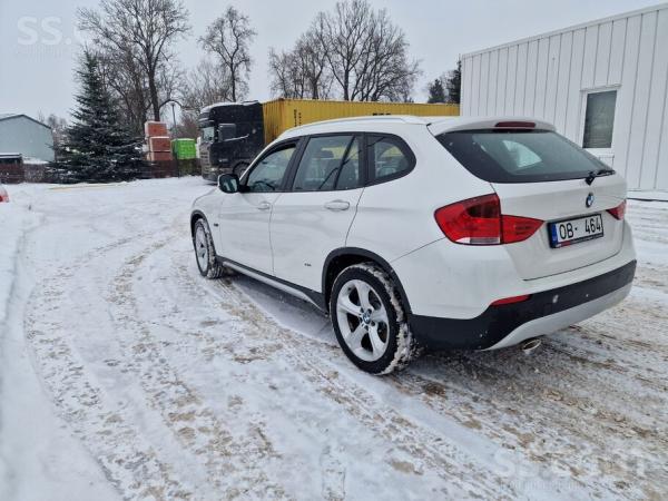 Balts BMW X1 2011 Jelgava, ar dzinēja tilpumu 2.00 L un nobraukumu 255 tūkst. km par 6000 €, foto 4 vietnē AUTOMOTO.COM.LV
