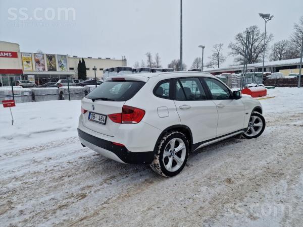 Balts BMW X1 2011 Jelgava, ar dzinēja tilpumu 2.00 L un nobraukumu 255 tūkst. km par 6000 €, foto 10 vietnē AUTOMOTO.COM.LV