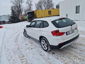 White BMW X1 2011 in Jelgava, with an engine capacity of 2.00 L and mileage of 255 thousand km for 6000 €, photo 11 on AUTOMOTO.COM.LV