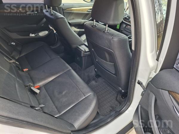 White BMW X1 2011 in Jekabpils, with an engine capacity of 2.00 L and mileage of 306 thousand km for 6990 €, photo 8 on AUTOMOTO.COM.LV