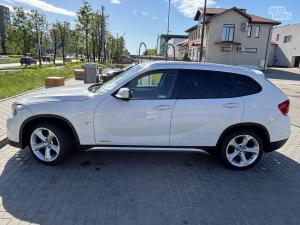 White BMW X1 2011 in Kaunas, with an engine capacity of 2.00 L and mileage of 197 thousand km for 6500 €, photo 4 on AUTOMOTO.COM.LV