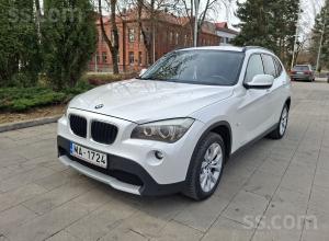Белый БМВ Х1 2011 в Екабпилс, объемом двигателя 2.00 л и пробегом 306 тыс. км за 6900 €, фото  на AUTOMOTO.COM.LV
